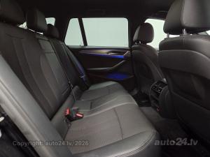 Black BMW 5 Series 2020 in Tallinn, with an engine capacity of 2.00 L and mileage of 166 thousand km for 21900 €, photo 20 on AUTOMOTO.COM.LV