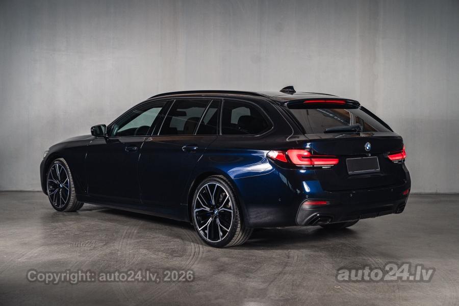 Melns BMW 5 Series 2020 Tallina, ar dzinēja tilpumu 3.00 L un nobraukumu 152 tūkst. km par 35990 €, foto 7 vietnē AUTOMOTO.COM.LV