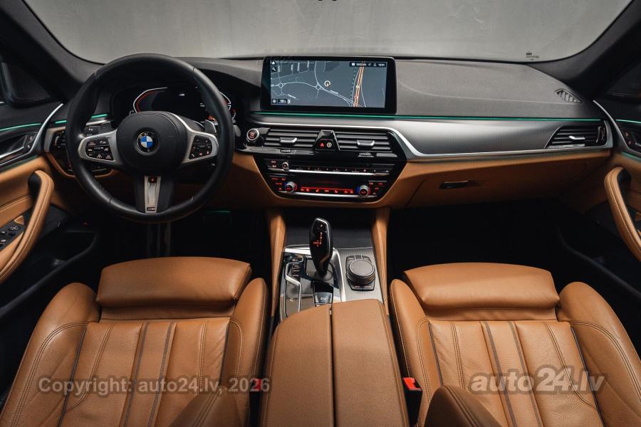 Melns BMW 5 Series 2020 Tallina, ar dzinēja tilpumu 3.00 L un nobraukumu 152 tūkst. km par 35990 €, foto 17 vietnē AUTOMOTO.COM.LV