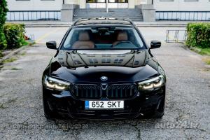 Black BMW 5 Series 2020 in Parnu, with an engine capacity of 3.00 L and mileage of 178 thousand km for 22499 €, photo 5 on AUTOMOTO.COM.LV