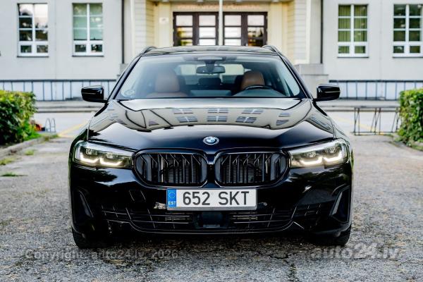 Melns BMW 5 Series 2020 Pērnava, ar dzinēja tilpumu 3.00 L un nobraukumu 178 tūkst. km par 22499 €, foto 6 vietnē AUTOMOTO.COM.LV