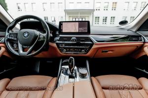 Black BMW 5 Series 2020 in Parnu, with an engine capacity of 3.00 L and mileage of 178 thousand km for 22499 €, photo 18 on AUTOMOTO.COM.LV