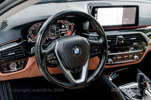 Black BMW 5 Series 2020 in Parnu, with an engine capacity of 3.00 L and mileage of 178 thousand km for 22499 €, photo 30 on AUTOMOTO.COM.LV