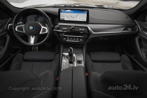 Melns BMW 5 Series 2021 Jelgava, ar dzinēja tilpumu 2.00 L un nobraukumu 159 tūkst. km par 27566 €, foto 13 vietnē AUTOMOTO.COM.LV