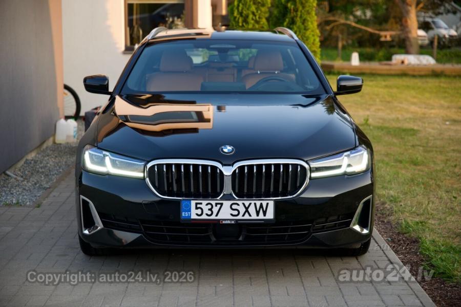 Melns BMW 5 Series 2021 Tallina, ar dzinēja tilpumu 2.00 L un nobraukumu 96 tūkst. km par 29900 €, foto 1 vietnē AUTOMOTO.COM.LV