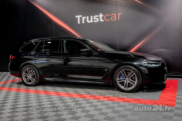 Melns BMW 5 Series 2021 Pērnava, ar dzinēja tilpumu 2.00 L un nobraukumu 185 tūkst. km par 23500 €, foto 10 vietnē AUTOMOTO.COM.LV