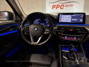 Melns BMW 5 Series 2021 Tallina, ar dzinēja tilpumu 2.00 L un nobraukumu 73 tūkst. km par 28900 €, foto 6 vietnē AUTOMOTO.COM.LV