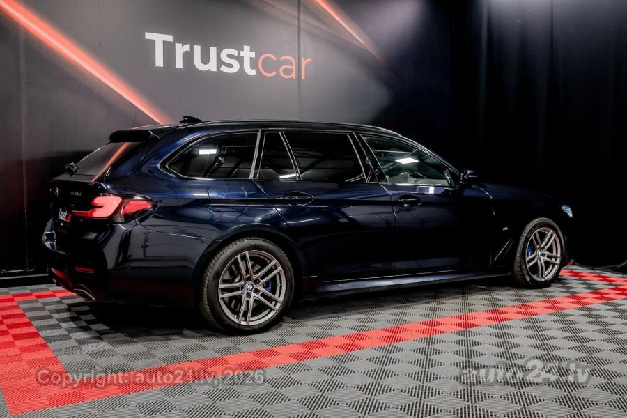 Black BMW 5 Series 2021 in Parnu, with an engine capacity of 2.00 L and mileage of 198 thousand km for 24400 €, photo 9 on AUTOMOTO.COM.LV