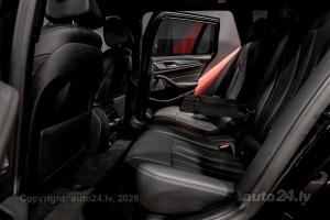 Black BMW 5 Series 2021 in Parnu, with an engine capacity of 2.00 L and mileage of 198 thousand km for 24400 €, photo 16 on AUTOMOTO.COM.LV