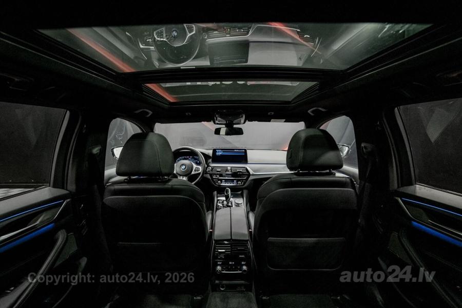 Black BMW 5 Series 2021 in Parnu, with an engine capacity of 2.00 L and mileage of 198 thousand km for 24400 €, photo 21 on AUTOMOTO.COM.LV