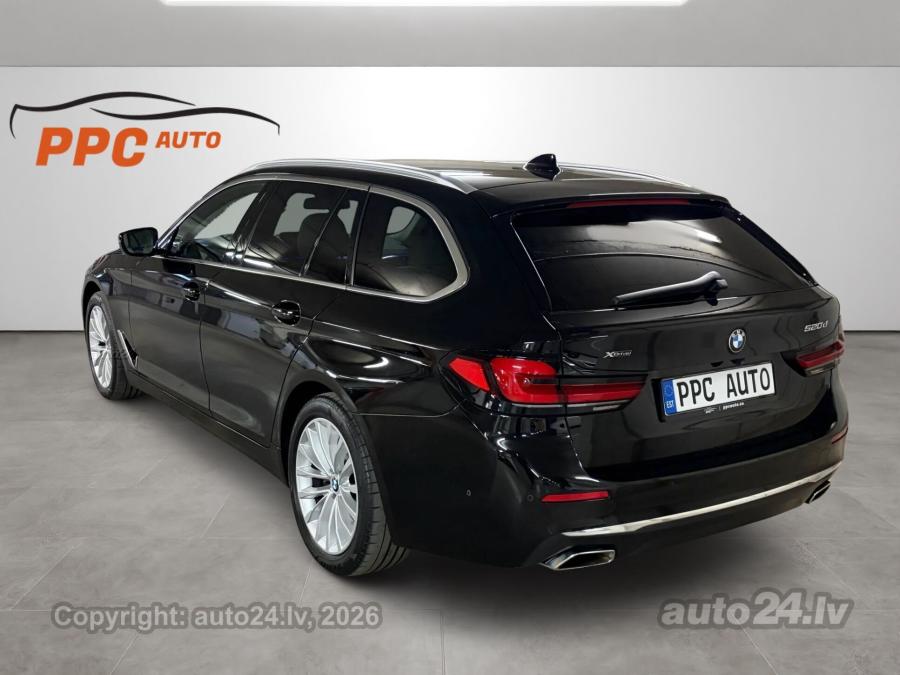 Melns BMW 5 Series 2021 Tallina, ar dzinēja tilpumu 2.00 L un nobraukumu 120 tūkst. km par 28500 €, foto 4 vietnē AUTOMOTO.COM.LV
