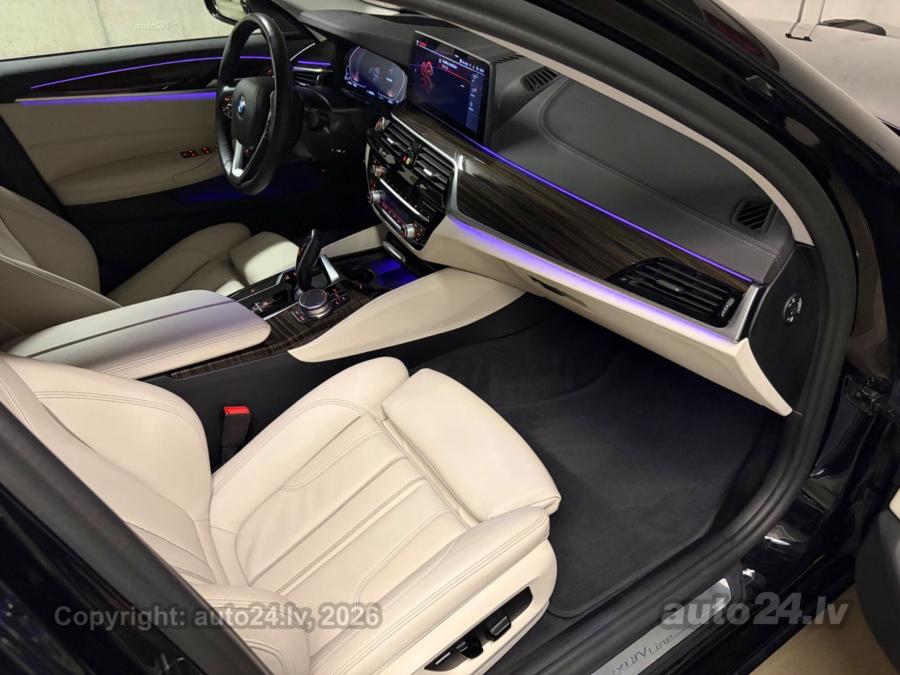 Melns BMW 5 Series 2021 Tallina, ar dzinēja tilpumu 2.00 L un nobraukumu 120 tūkst. km par 28500 €, foto 10 vietnē AUTOMOTO.COM.LV