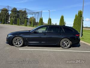 Melns BMW 5 Series 2021 Tartu, ar dzinēja tilpumu 3.00 L un nobraukumu 119 tūkst. km par 40852 €, foto 8 vietnē AUTOMOTO.COM.LV