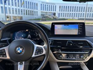 Melns BMW 5 Series 2021 Tartu, ar dzinēja tilpumu 3.00 L un nobraukumu 119 tūkst. km par 40852 €, foto 15 vietnē AUTOMOTO.COM.LV