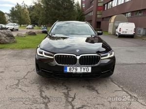 Melns BMW 5 Series 2021 Tallina, ar dzinēja tilpumu 2.00 L un nobraukumu 142 tūkst. km par 31900 €, foto 3 vietnē AUTOMOTO.COM.LV