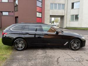 Melns BMW 5 Series 2021 Tallina, ar dzinēja tilpumu 2.00 L un nobraukumu 142 tūkst. km par 31900 €, foto 5 vietnē AUTOMOTO.COM.LV