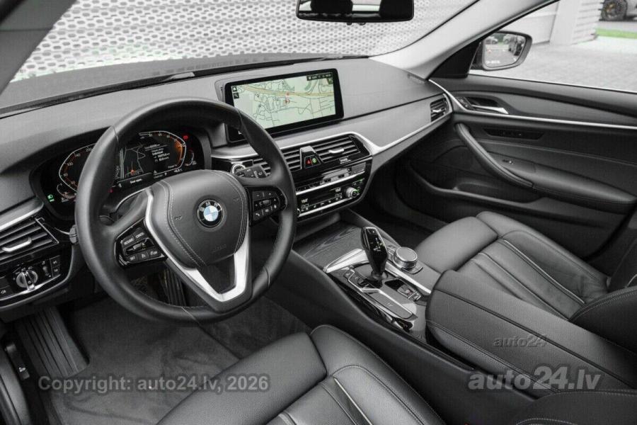 Melns BMW 5 Series 2022 Rīga, ar dzinēja tilpumu 2.00 L un nobraukumu 93 tūkst. km par 31000 €, foto 11 vietnē AUTOMOTO.COM.LV