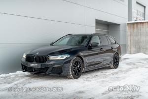 Melns BMW 5 Series 2022 Tartu, ar dzinēja tilpumu 3.00 L un nobraukumu 165 tūkst. km par 34900 €, foto  vietnē AUTOMOTO.COM.LV