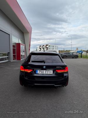Melns BMW 5 Series 2022 Tallina, ar dzinēja tilpumu 2.00 L un nobraukumu 160 tūkst. km par 33990 €, foto 7 vietnē AUTOMOTO.COM.LV