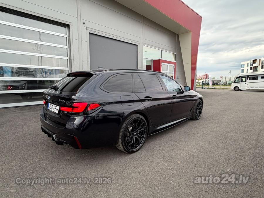 Melns BMW 5 Series 2022 Tallina, ar dzinēja tilpumu 2.00 L un nobraukumu 160 tūkst. km par 33990 €, foto 8 vietnē AUTOMOTO.COM.LV