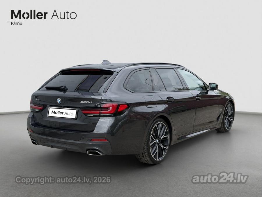 Melns BMW 5 Series 2022 Pērnava, ar dzinēja tilpumu 2.00 L un nobraukumu 192 tūkst. km par 29900 €, foto 3 vietnē AUTOMOTO.COM.LV