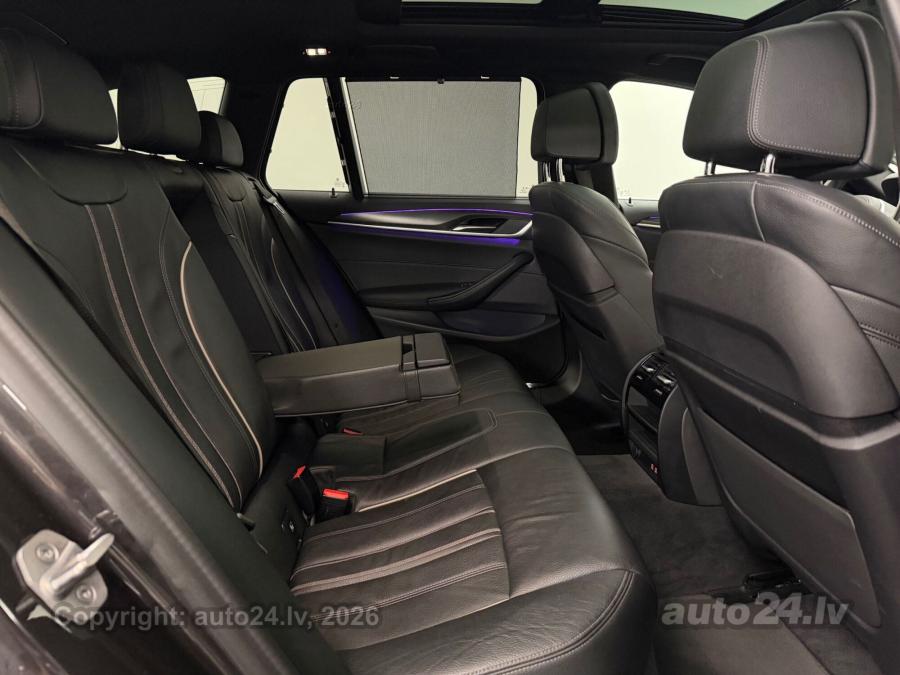 Melns BMW 5 Series 2022 Pērnava, ar dzinēja tilpumu 2.00 L un nobraukumu 192 tūkst. km par 29900 €, foto 8 vietnē AUTOMOTO.COM.LV