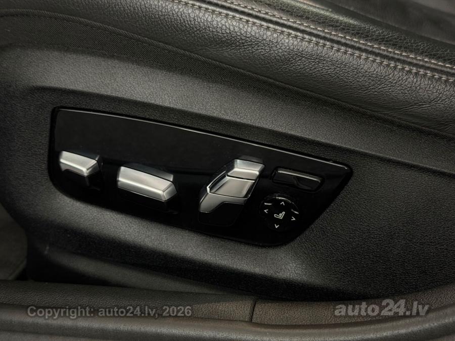 Melns BMW 5 Series 2022 Pērnava, ar dzinēja tilpumu 2.00 L un nobraukumu 192 tūkst. km par 29900 €, foto 21 vietnē AUTOMOTO.COM.LV