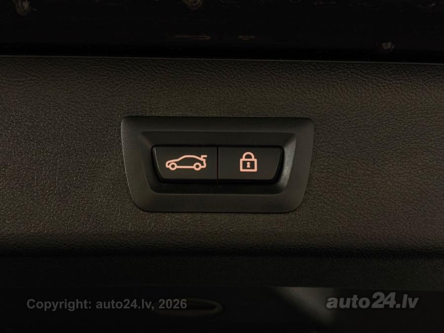 Melns BMW 5 Series 2022 Pērnava, ar dzinēja tilpumu 2.00 L un nobraukumu 192 tūkst. km par 29900 €, foto 24 vietnē AUTOMOTO.COM.LV
