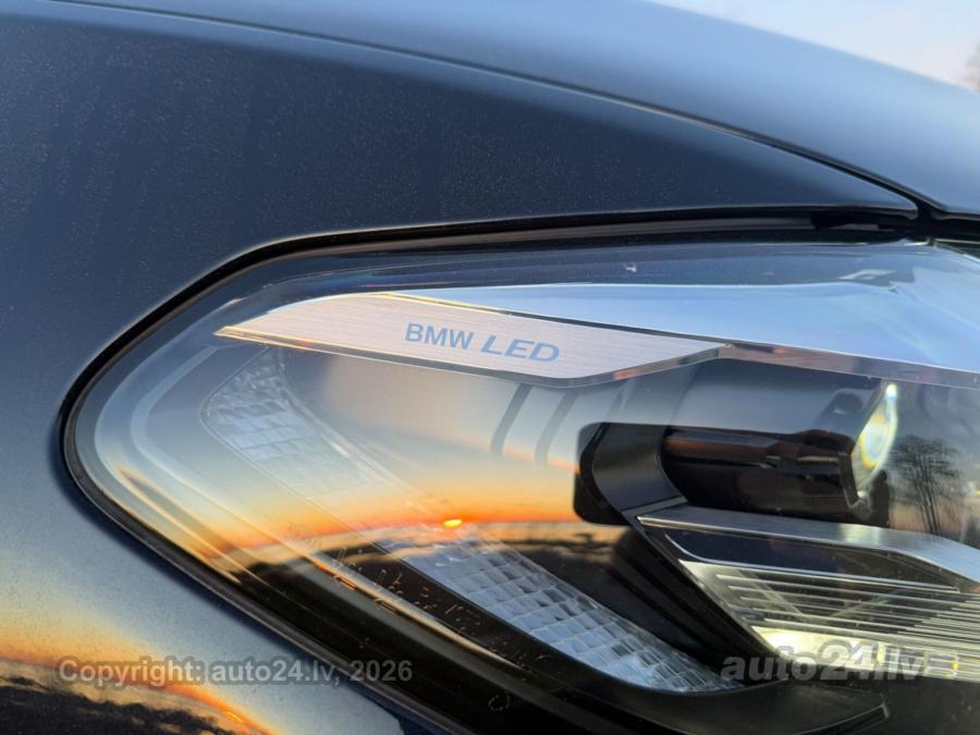 Melns BMW 5 Series 2022 Tallina, ar dzinēja tilpumu 3.00 L un nobraukumu 109 tūkst. km par 38900 €, foto 12 vietnē AUTOMOTO.COM.LV