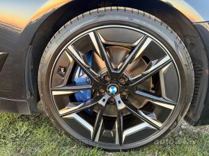 Melns BMW 5 Series 2022 Tallina, ar dzinēja tilpumu 3.00 L un nobraukumu 109 tūkst. km par 38900 €, foto 13 vietnē AUTOMOTO.COM.LV