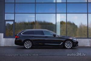 Black BMW 5 Series 2022 in Tallinn, with an engine capacity of 2.00 L and mileage of 139 thousand km for 29990 €, photo 4 on AUTOMOTO.COM.LV