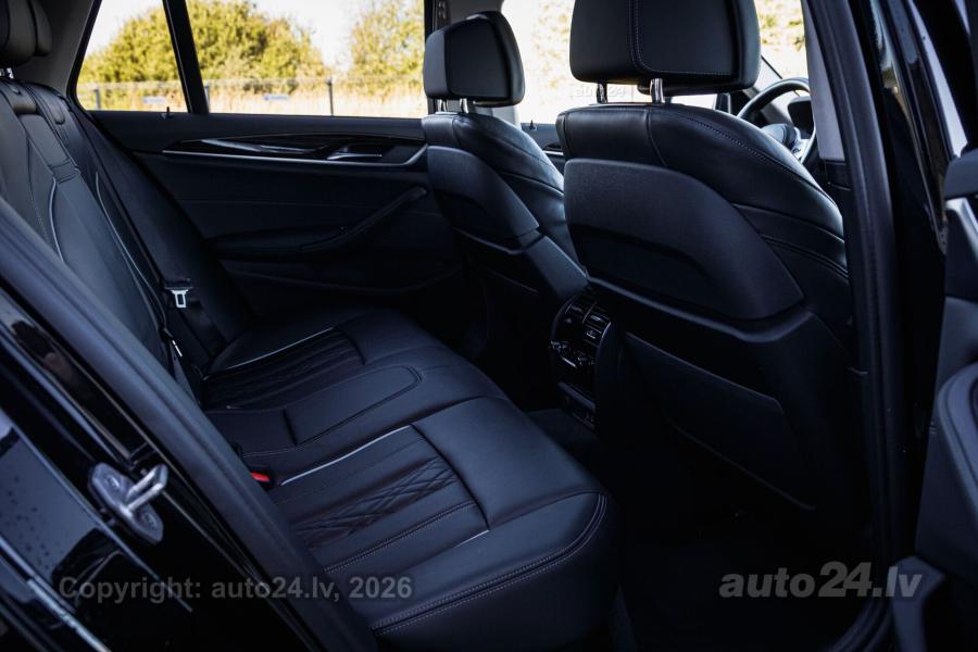 Black BMW 5 Series 2022 in Tallinn, with an engine capacity of 2.00 L and mileage of 139 thousand km for 29990 €, photo 11 on AUTOMOTO.COM.LV