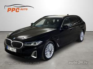 Black BMW 5 Series 2022 in Tallinn, with an engine capacity of 2.00 L and mileage of 114 thousand km for 29900 €, photo  on AUTOMOTO.COM.LV