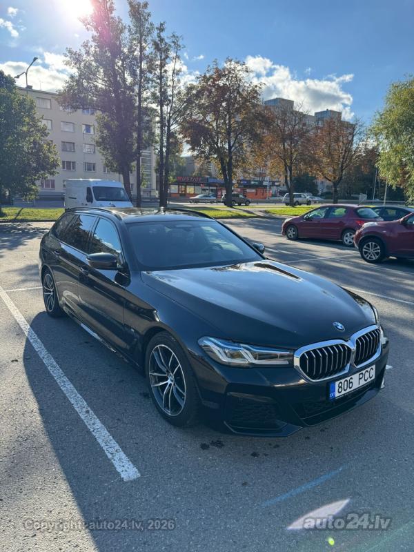 Black BMW 5 Series 2023 in Tallinn, with an engine capacity of 2.00 L and mileage of 39 thousand km for 39900 €, photo 2 on AUTOMOTO.COM.LV