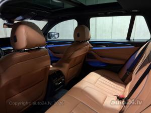 Melns BMW 5 Series 2023 Tallina, ar dzinēja tilpumu 0.00 L un nobraukumu 105 tūkst. km par 32900 €, foto 13 vietnē AUTOMOTO.COM.LV