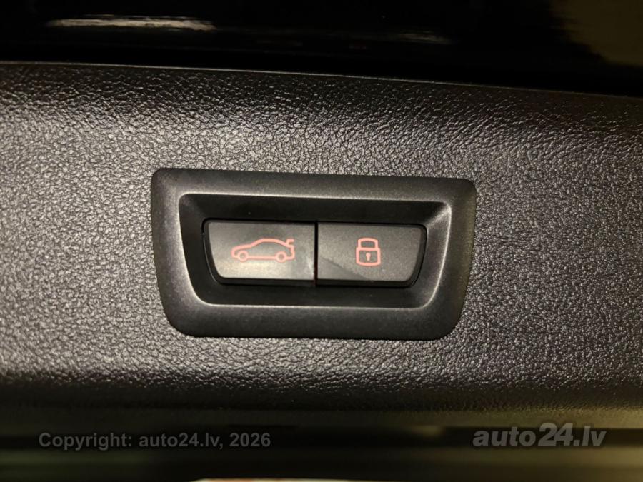 Melns BMW 5 Series 2023 Tallina, ar dzinēja tilpumu 0.00 L un nobraukumu 105 tūkst. km par 32900 €, foto 16 vietnē AUTOMOTO.COM.LV