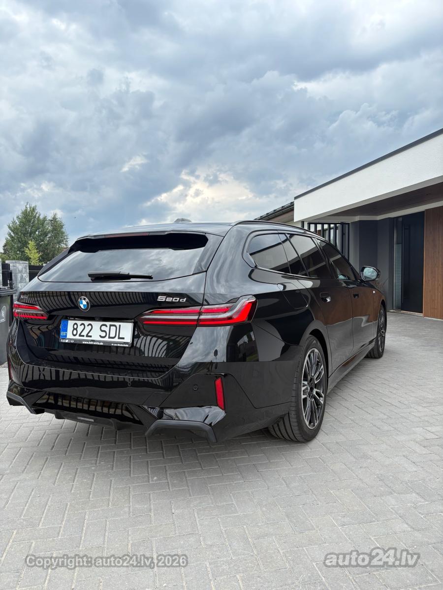 Melns BMW 5 Series 2024 Tartu, ar dzinēja tilpumu 2.00 L un nobraukumu 37 tūkst. km par 54900 €, foto 5 vietnē AUTOMOTO.COM.LV