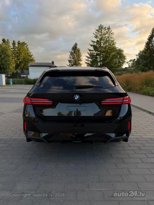 Black BMW 5 Series 2024 in Tallinn, with an engine capacity of 2.00 L and mileage of 65 thousand km for 54500 €, photo 6 on AUTOMOTO.COM.LV