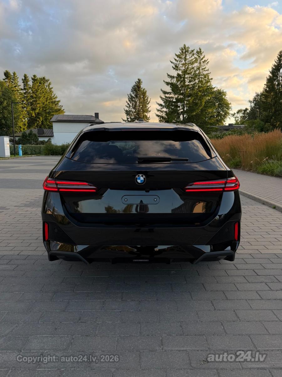 Black BMW 5 Series 2024 in Tallinn, with an engine capacity of 2.00 L and mileage of 65 thousand km for 54500 €, photo 6 on AUTOMOTO.COM.LV