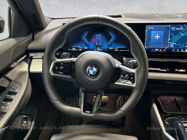 Melns BMW 5 Series 2025 Tallina, ar dzinēja tilpumu 2.00 L un nobraukumu 13 tūkst. km par 60900 €, foto 11 vietnē AUTOMOTO.COM.LV