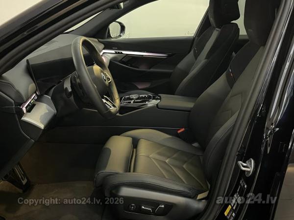 Melns BMW 5 Series 2025 Tallina, ar dzinēja tilpumu 2.00 L un nobraukumu 15 tūkst. km par 65990 €, foto 6 vietnē AUTOMOTO.COM.LV