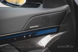 Melns BMW 5 Series 2025 Tartu, ar dzinēja tilpumu 2.00 L un nobraukumu 27 tūkst. km par 62000 €, foto 19 vietnē AUTOMOTO.COM.LV