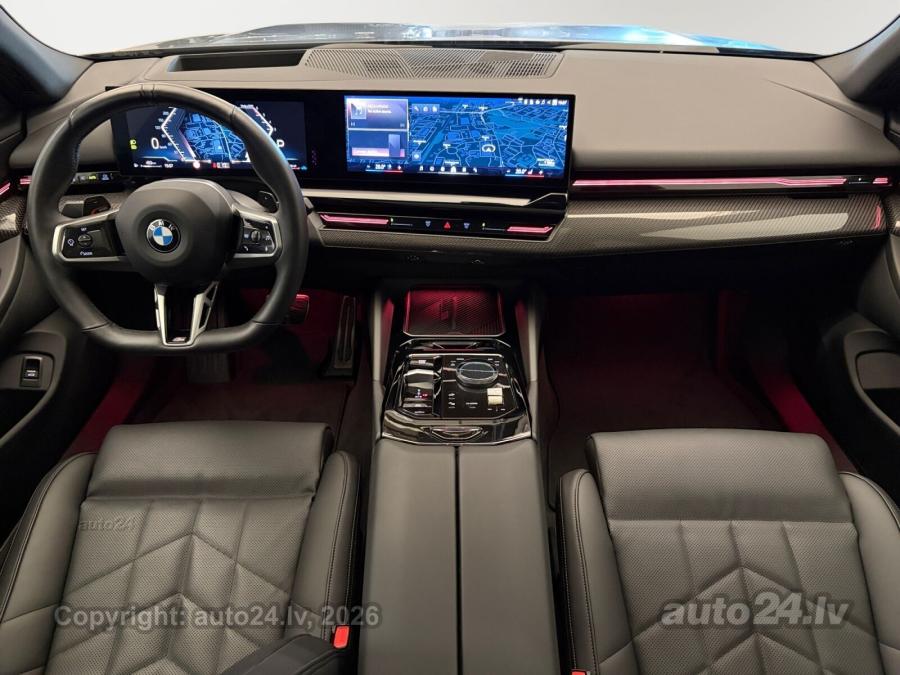 Melns BMW 5 Series 2025 Tallina, ar dzinēja tilpumu 3.00 L un nobraukumu 19 tūkst. km par 74400 €, foto 8 vietnē AUTOMOTO.COM.LV