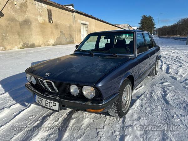 Zils BMW 5 Series 1984 Tallina, ar dzinēja tilpumu 2.00 L un nobraukumu 350 tūkst. km par 5300 €, foto 2 vietnē AUTOMOTO.COM.LV