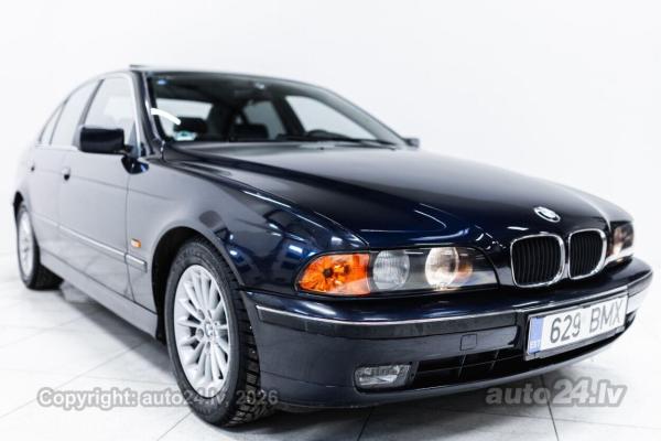Zils BMW 5 Series 1998 Tallina, ar dzinēja tilpumu 2.50 L un nobraukumu 174 tūkst. km par 3499 €, foto 1 vietnē AUTOMOTO.COM.LV
