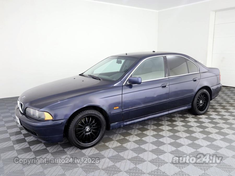 Синий БМВ 5 Серия 2001 в Таллин, объемом двигателя 2.50 л и пробегом 563 тыс. км за 799 €, фото 3 на AUTOMOTO.COM.LV