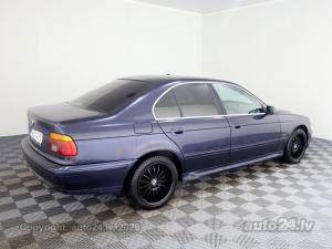 Синий БМВ 5 Серия 2001 в Таллин, объемом двигателя 2.50 л и пробегом 563 тыс. км за 799 €, фото 4 на AUTOMOTO.COM.LV