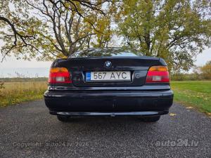 Zils BMW 5 Series 2001 Pērnava, ar dzinēja tilpumu 2.90 L un nobraukumu 251 tūkst. km par 4000 €, foto 6 vietnē AUTOMOTO.COM.LV
