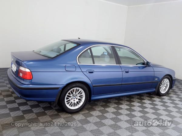 Синий БМВ 5 Серия 2002 в Таллин, объемом двигателя 2.50 л и пробегом 298 тыс. км за 2299 €, фото 4 на AUTOMOTO.COM.LV