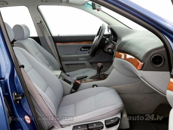 Синий БМВ 5 Серия 2002 в Таллин, объемом двигателя 2.50 л и пробегом 298 тыс. км за 2299 €, фото 7 на AUTOMOTO.COM.LV